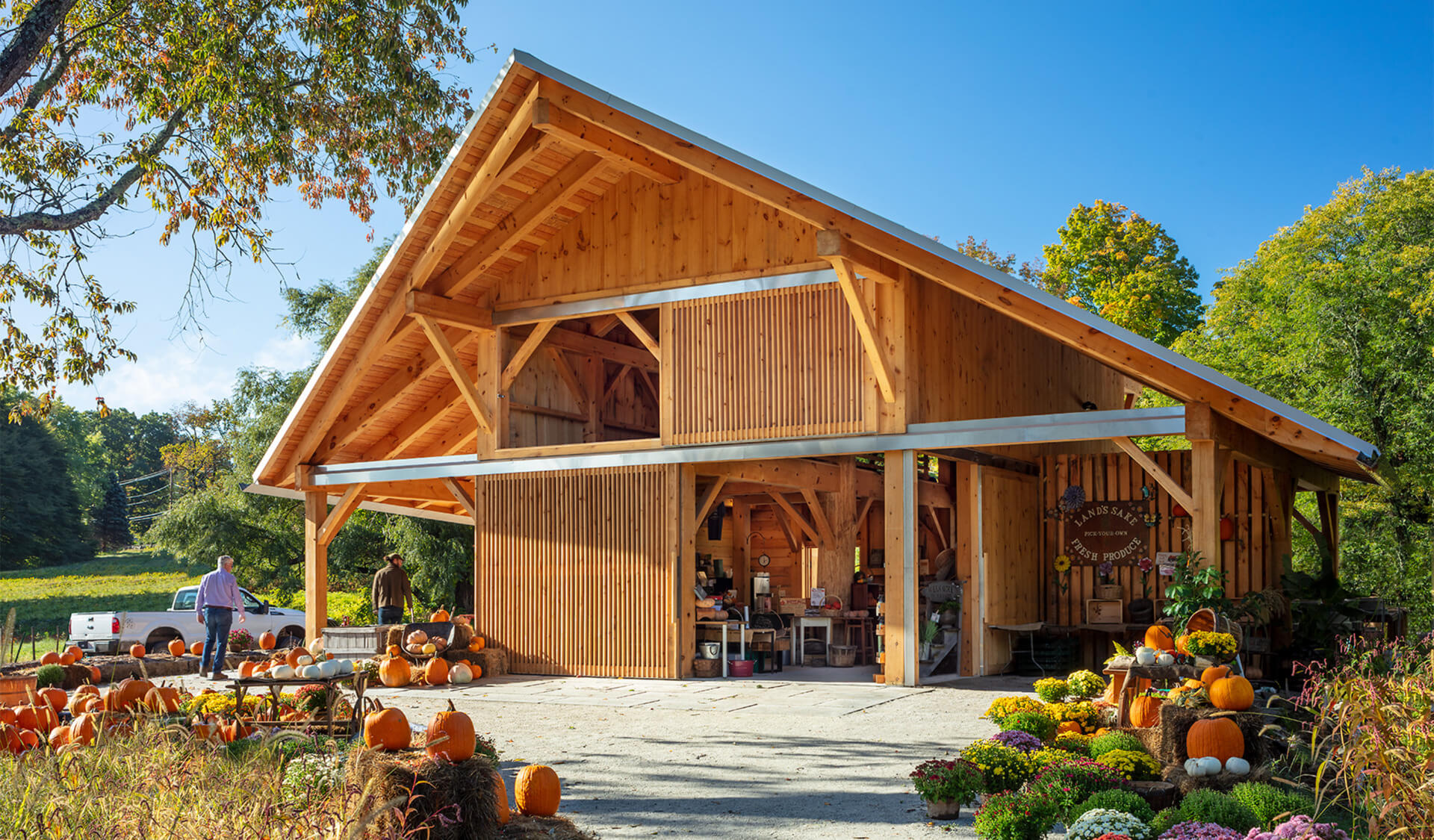 Land’s Sake Animal Barn - Payette