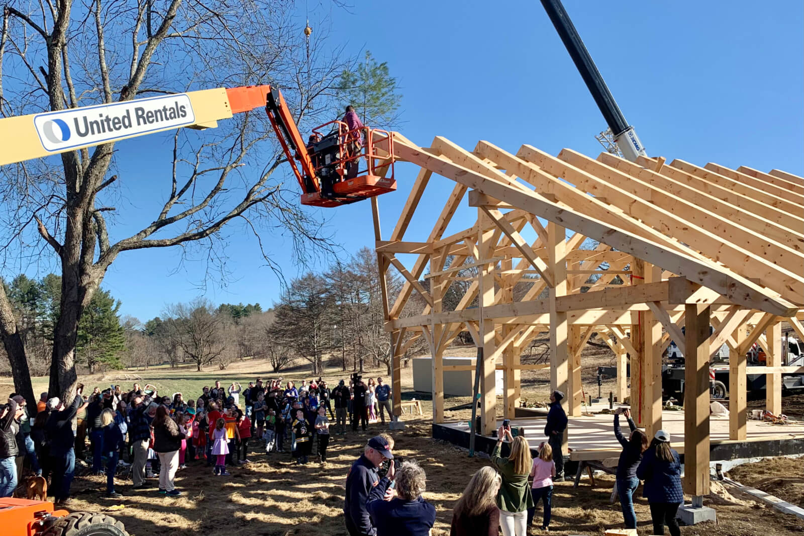 Traditional Timber Framing Techniques Raise a New Barn - Payette