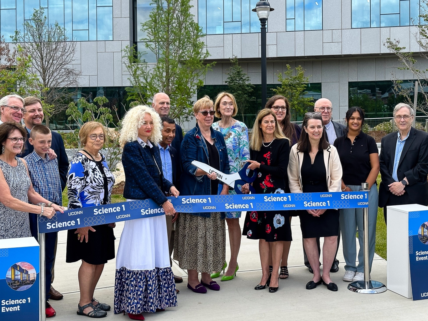 University of Connecticut Science 1 Celebrates Ribbon Cutting - Payette